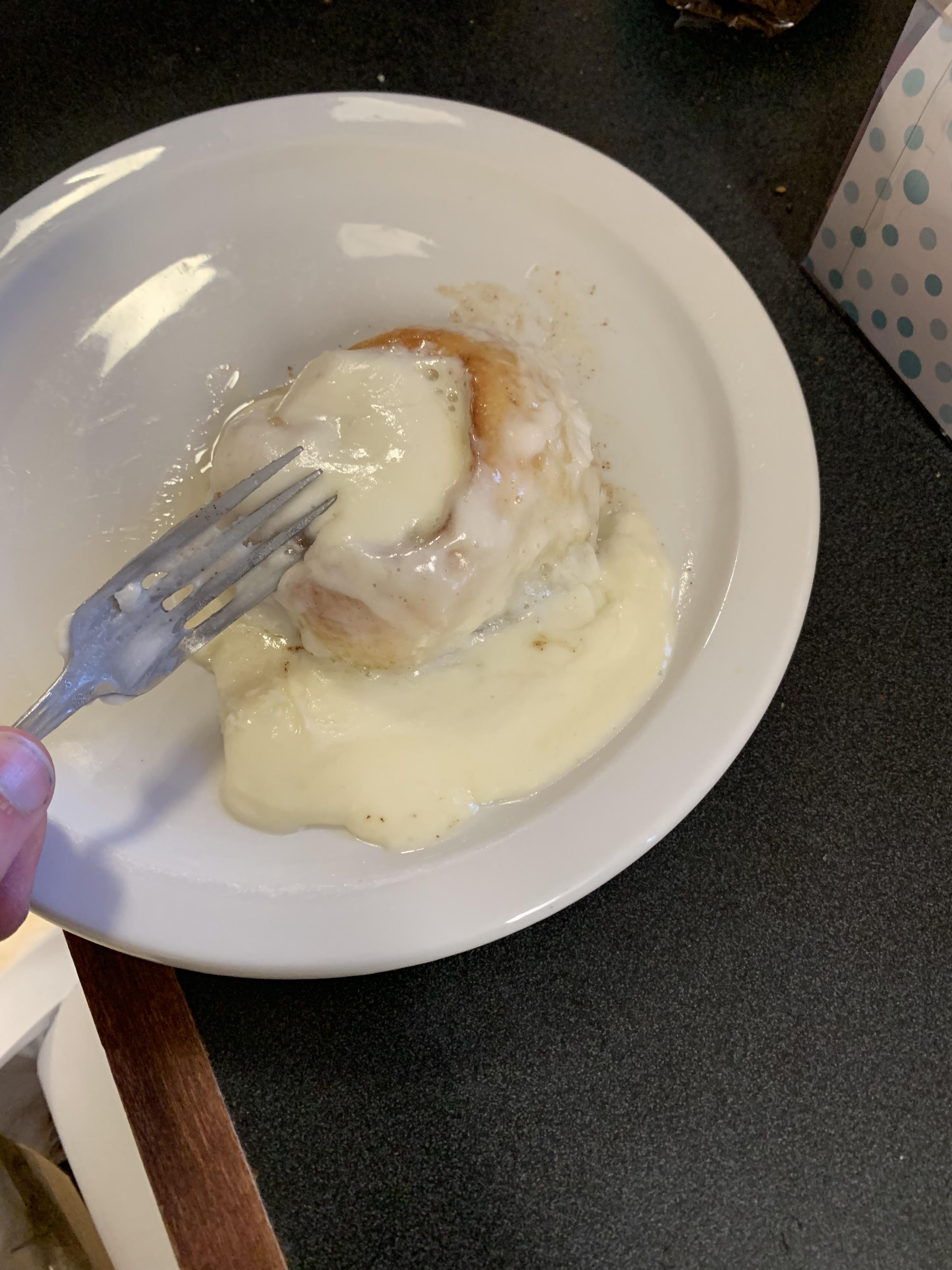 White queso cinnamon roll | Scrolller