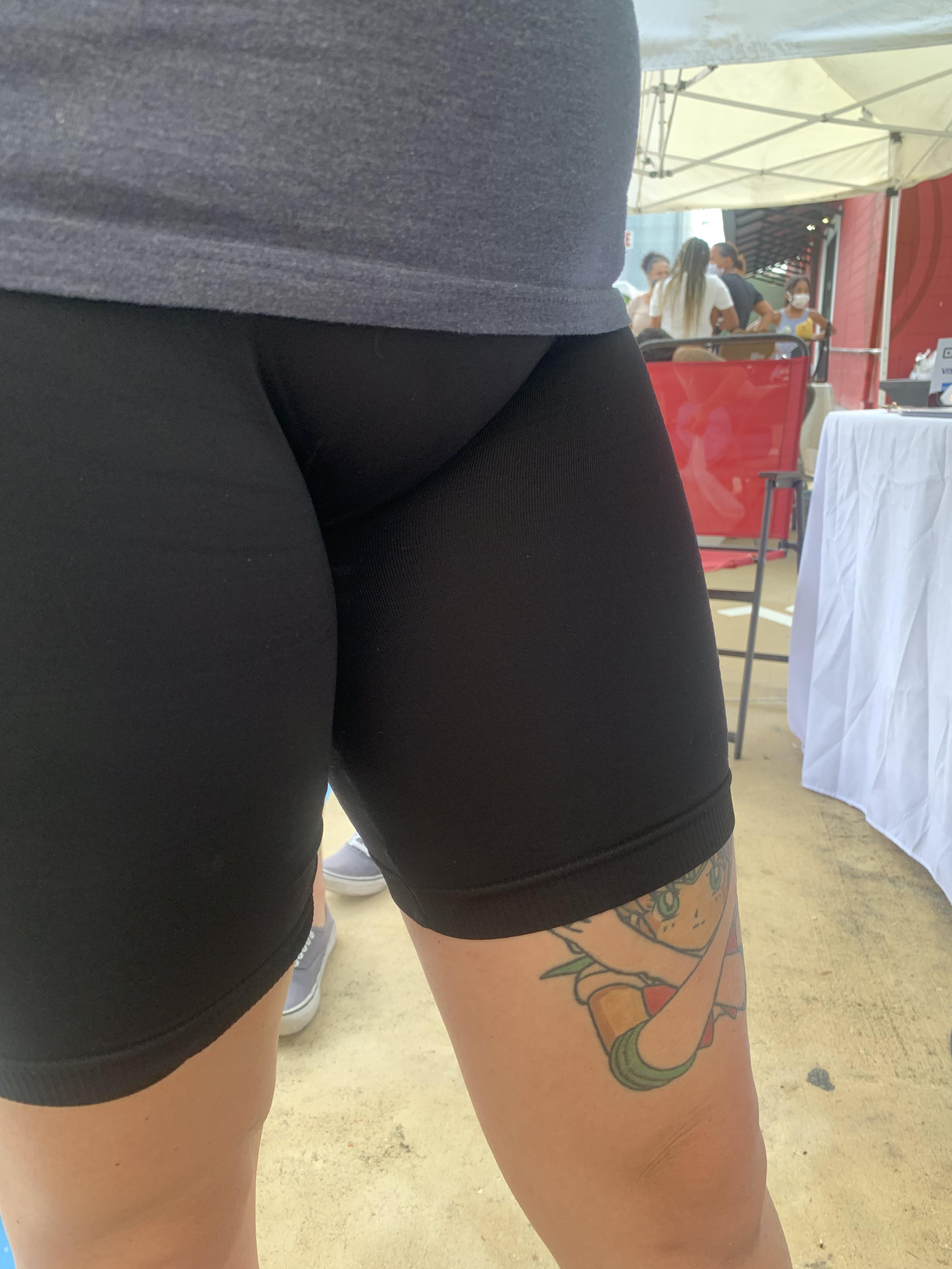 who gave her the right to be so round? 😂🥺👉🏼👈🏼 | Scrolller