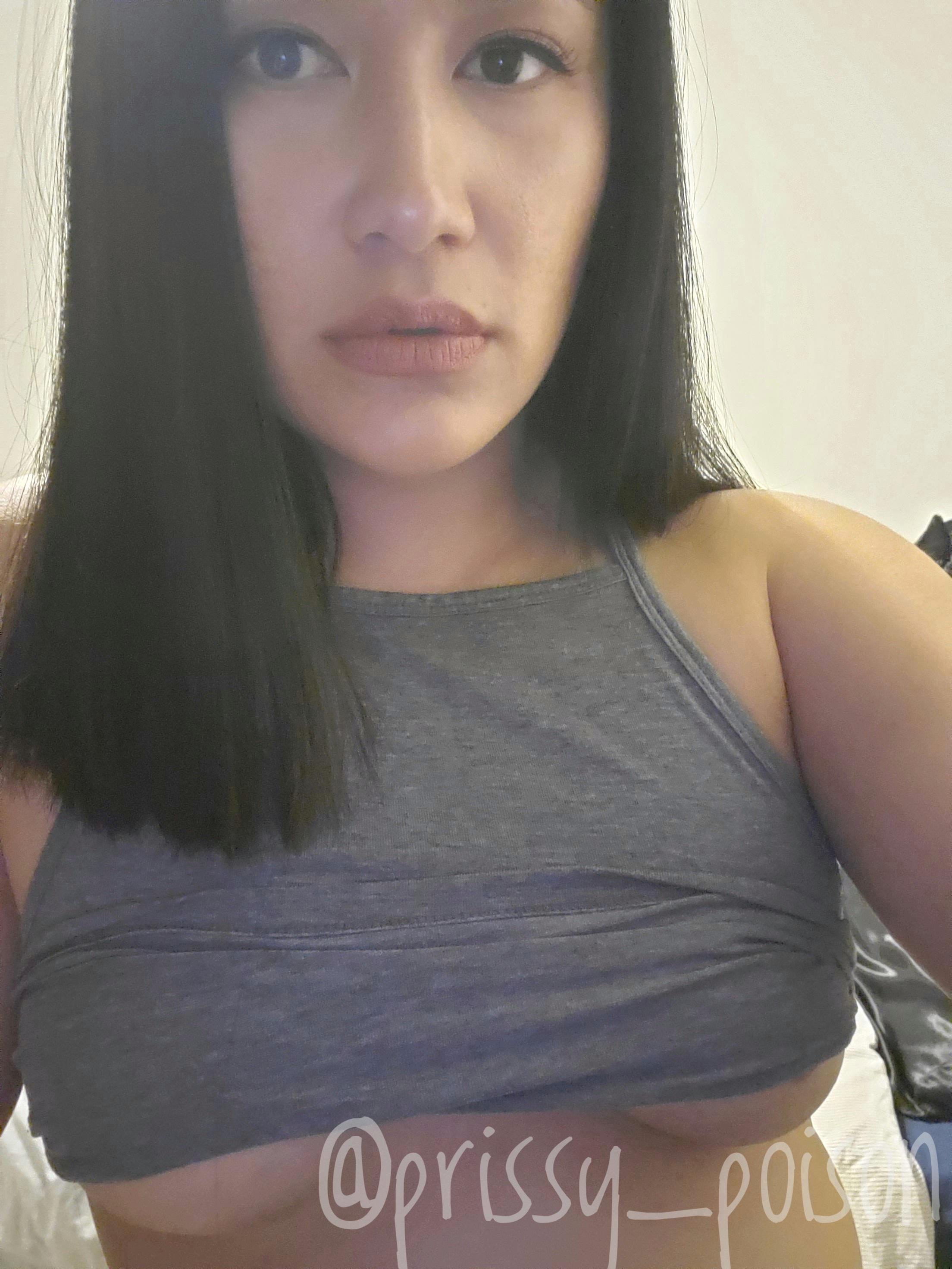 approach to serve bitch boys | Scrolller