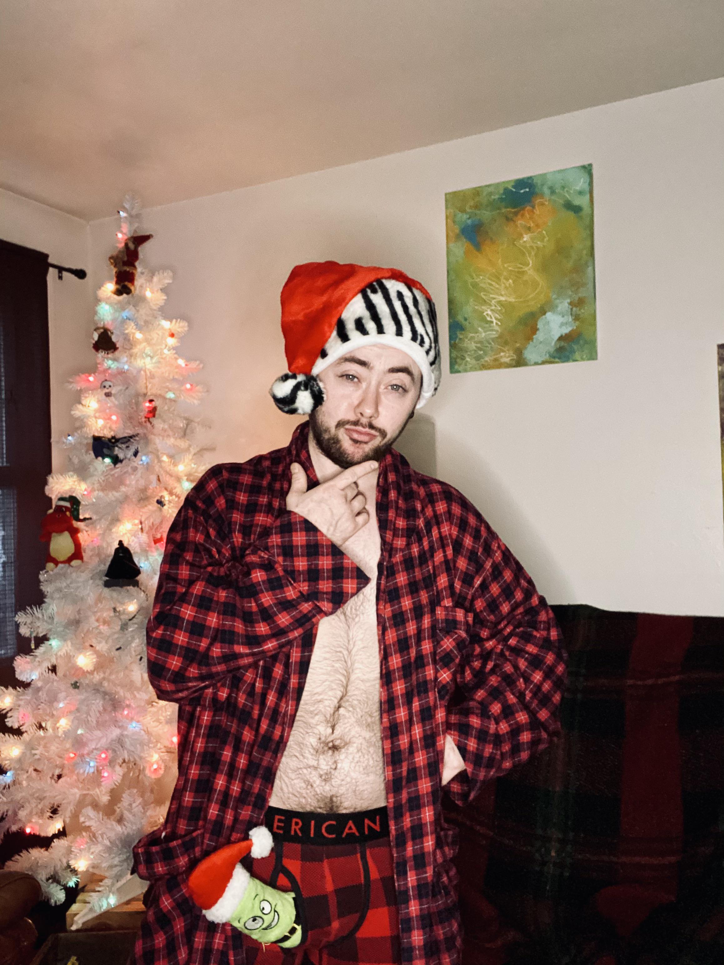 Who's on the naughty list ? | Scrolller