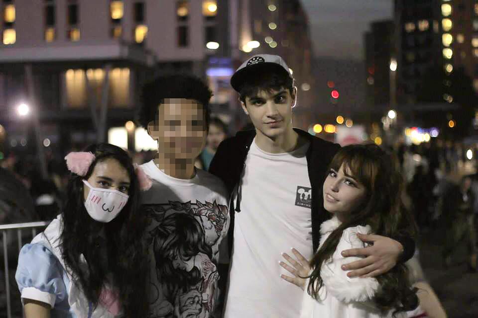 Who S The Imposter Scrolller