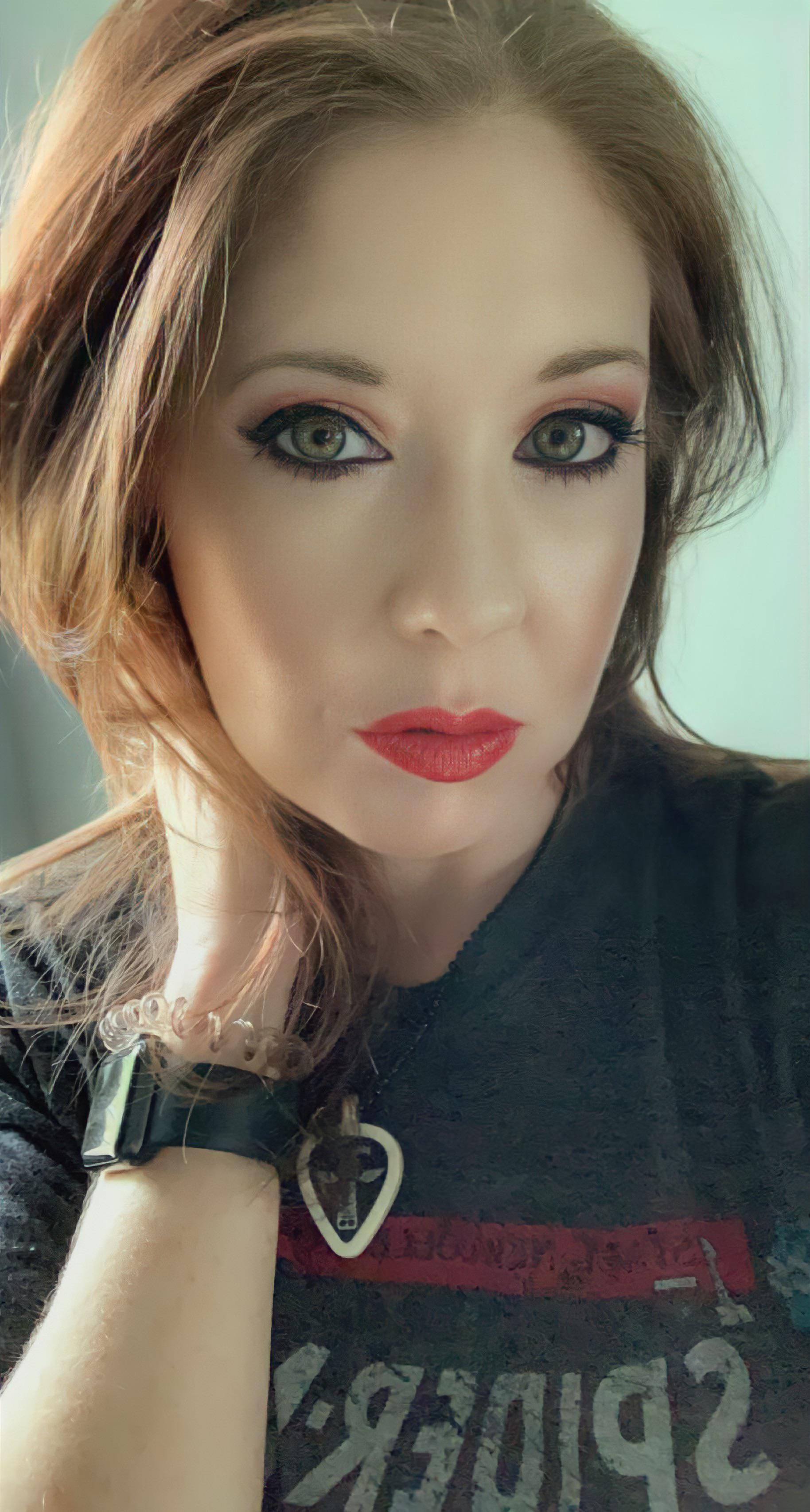 Why so serious?? (38f) | Scrolller