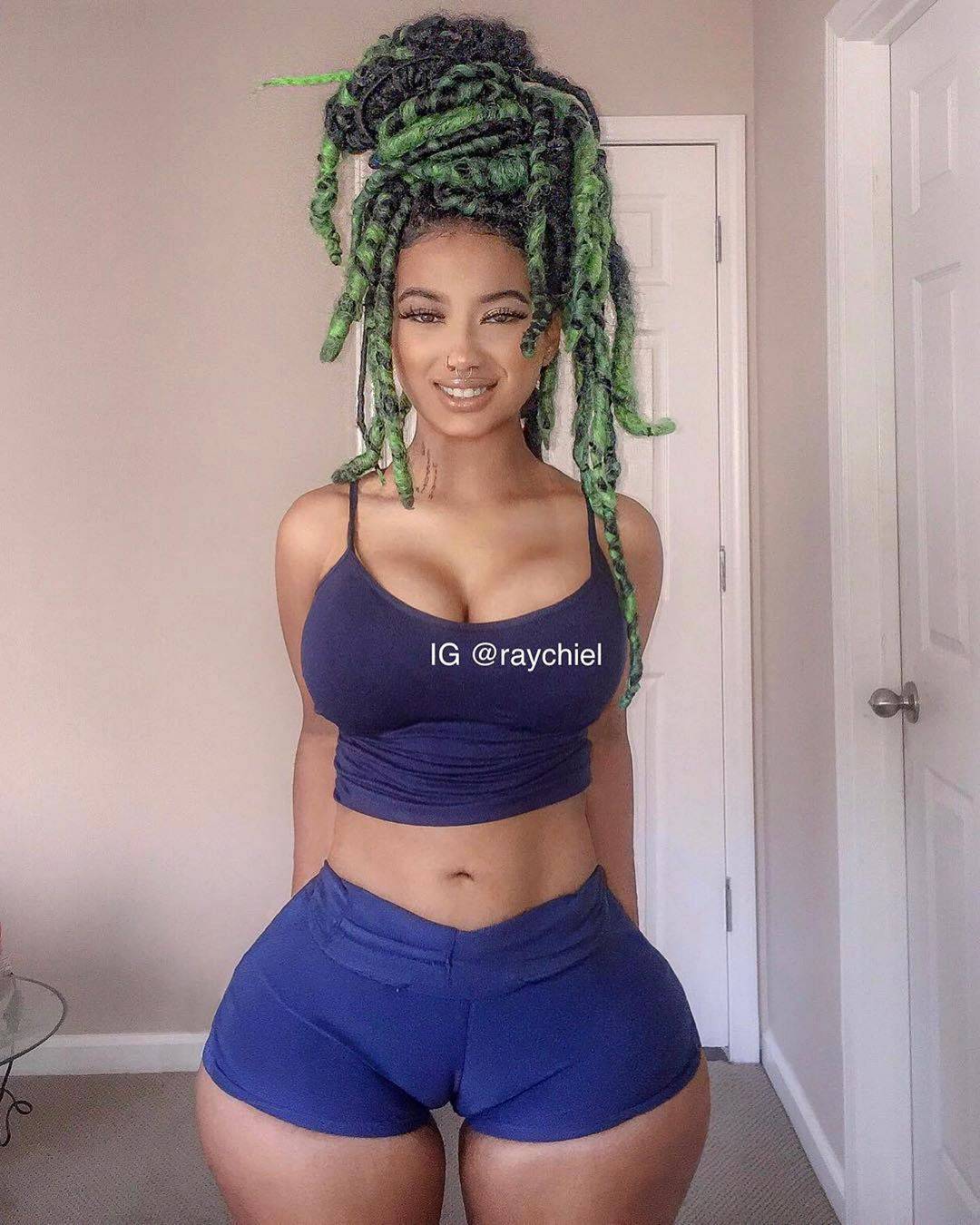 Wide Hips and A Smile Raychiel Smith | Scrolller