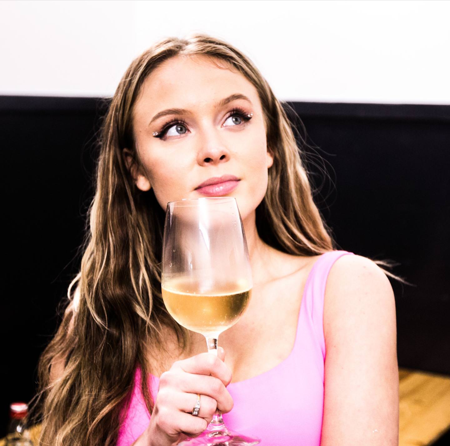 Wine glass | Scrolller