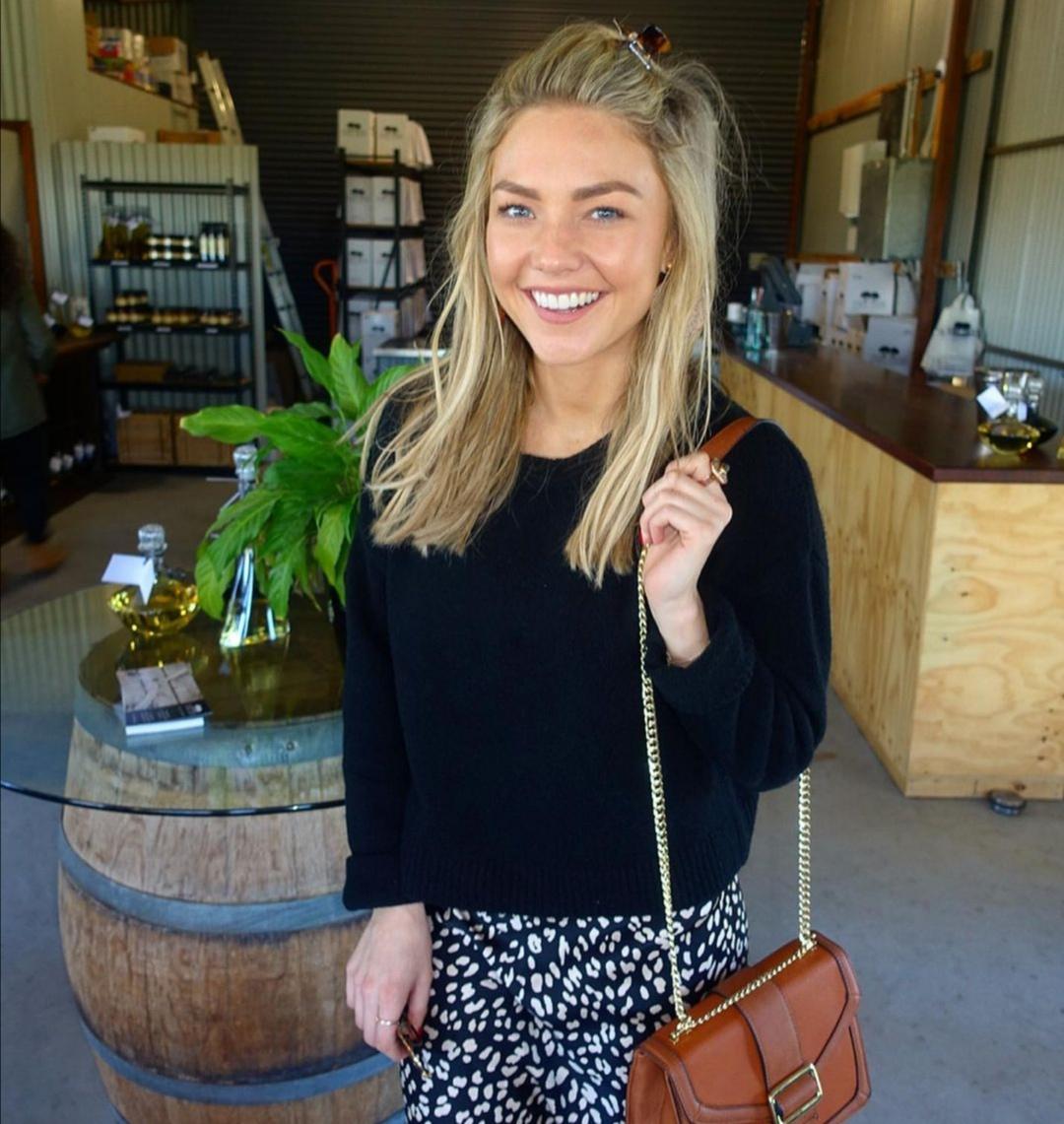 Wine Tasting | Scrolller