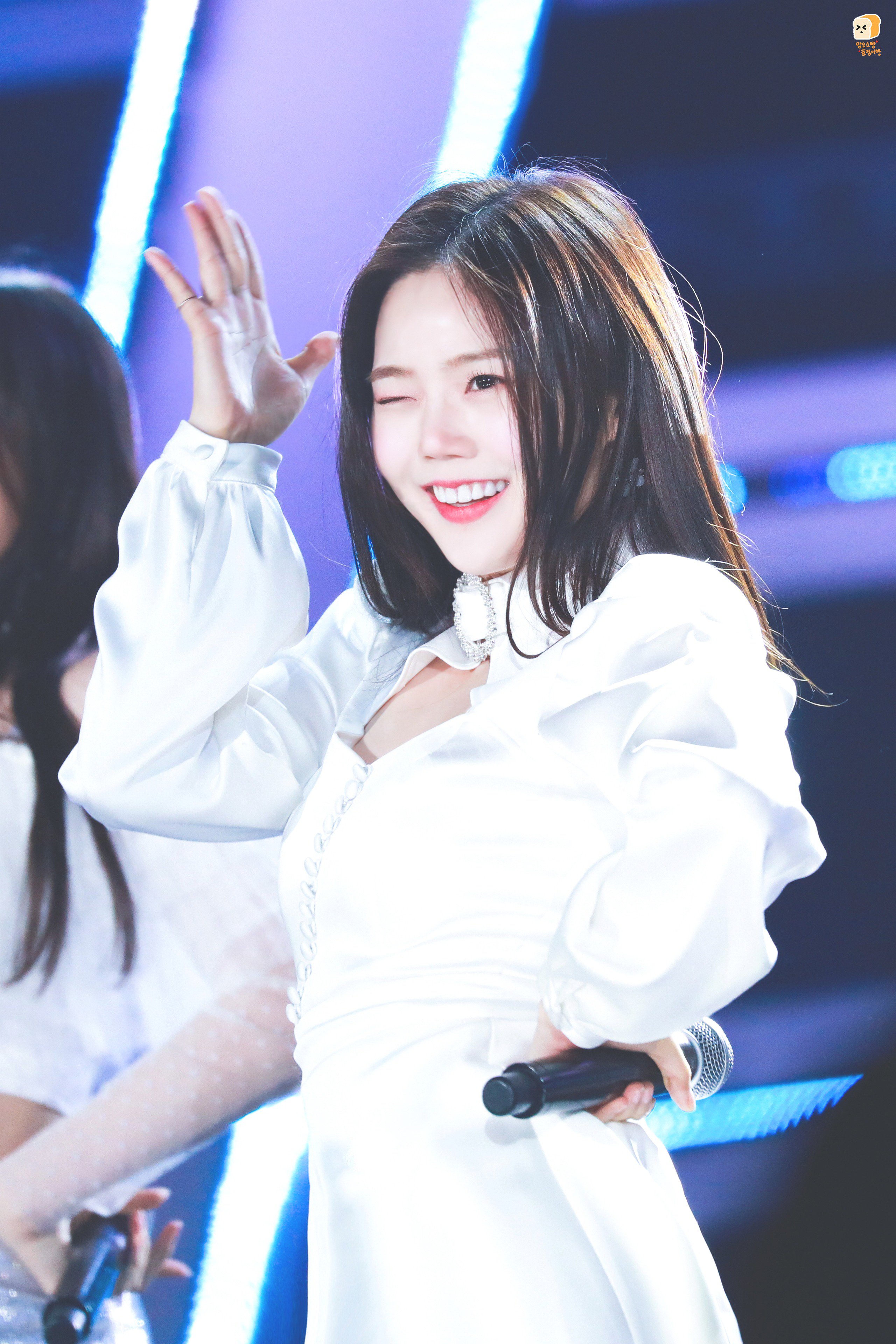 Winky Hyojung | Scrolller