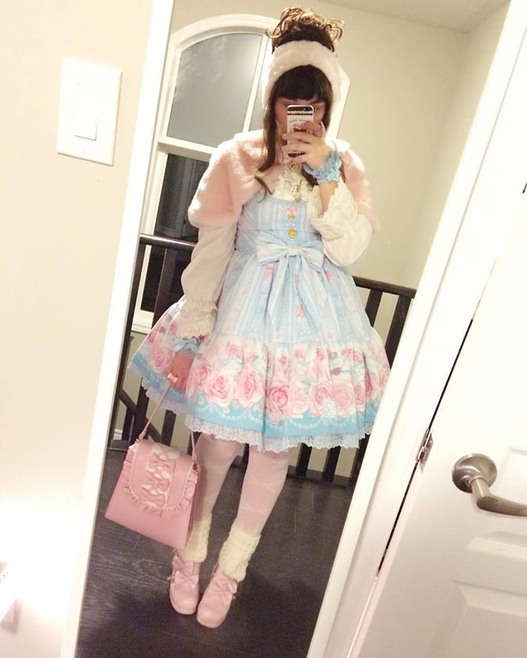 Wintery Romantic Rose Letter coord! | Scrolller