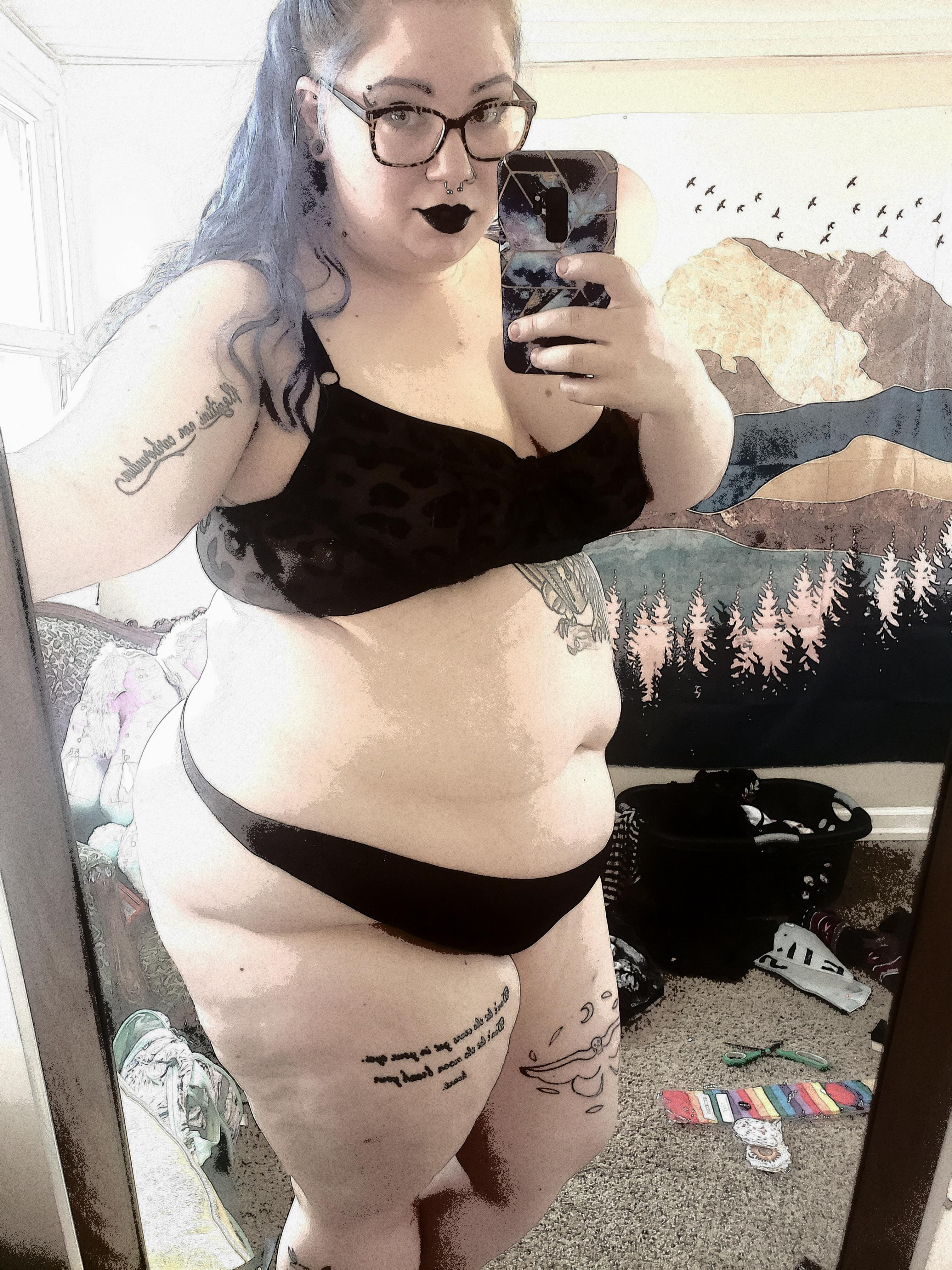 Witchy woman | Scrolller