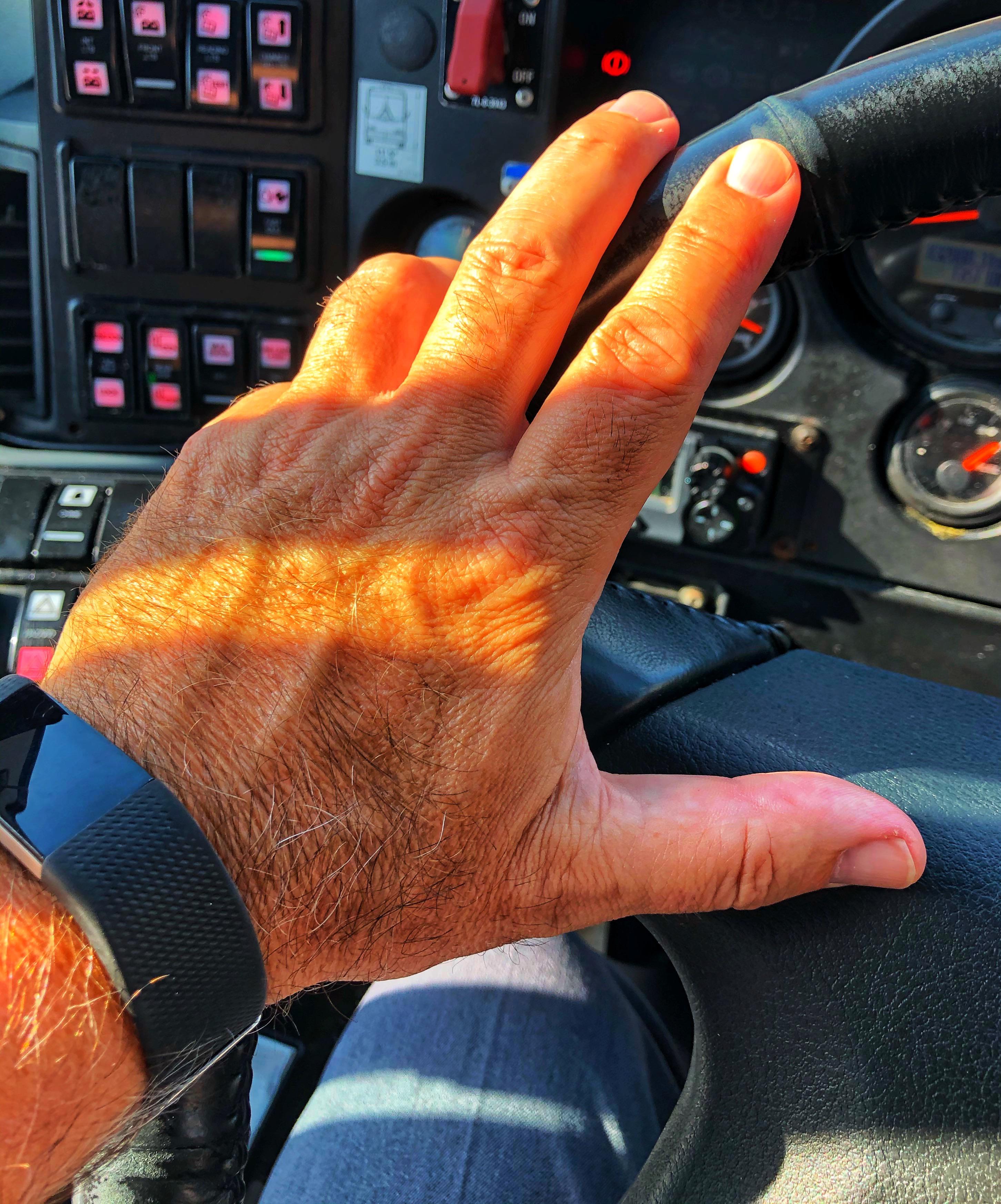 Working hands... | Scrolller