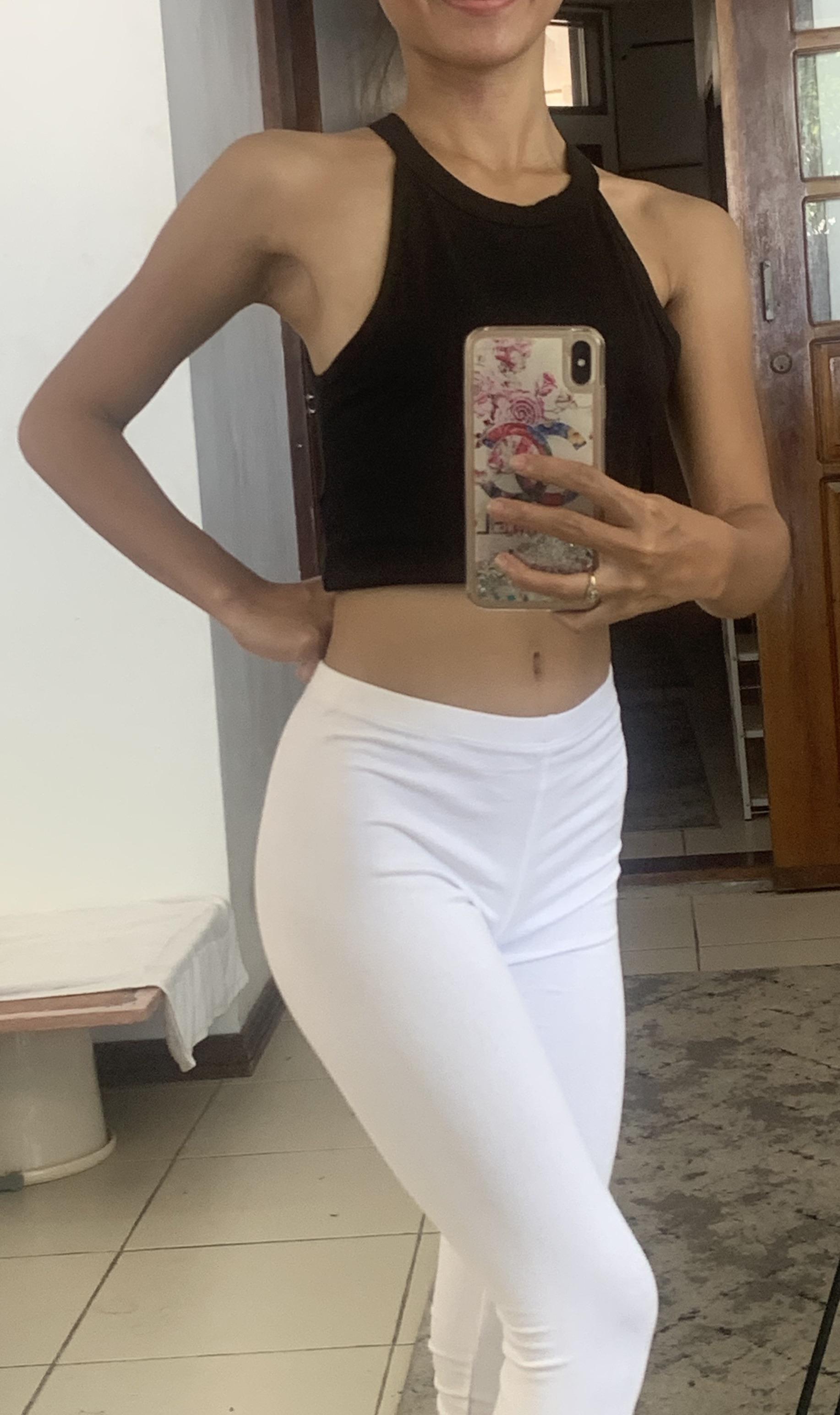 Working on my Abs | Scrolller