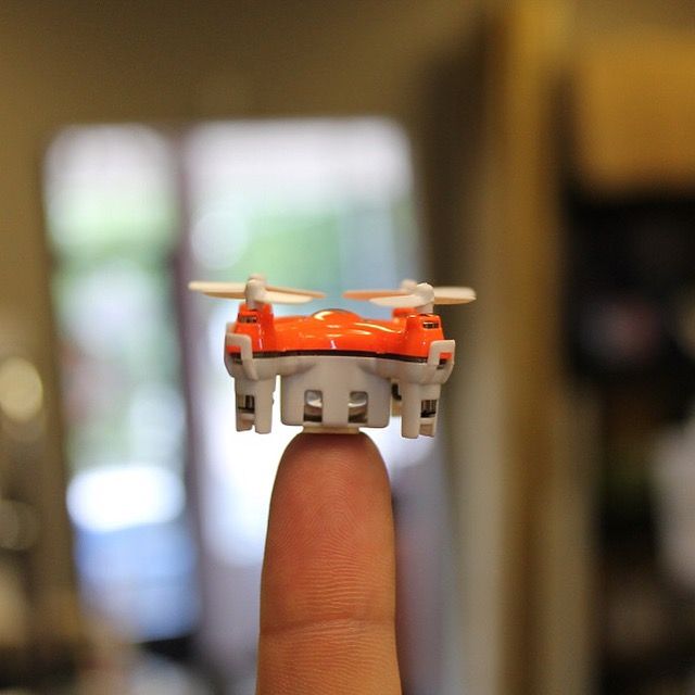 World's smallest drone | Scrolller