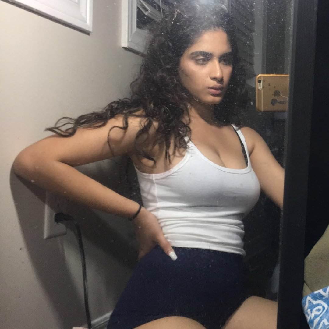 Would u smash? | Scrolller