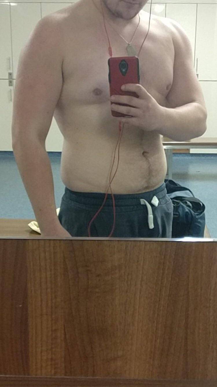 Would you consider me chubby? [OC] | Scrolller