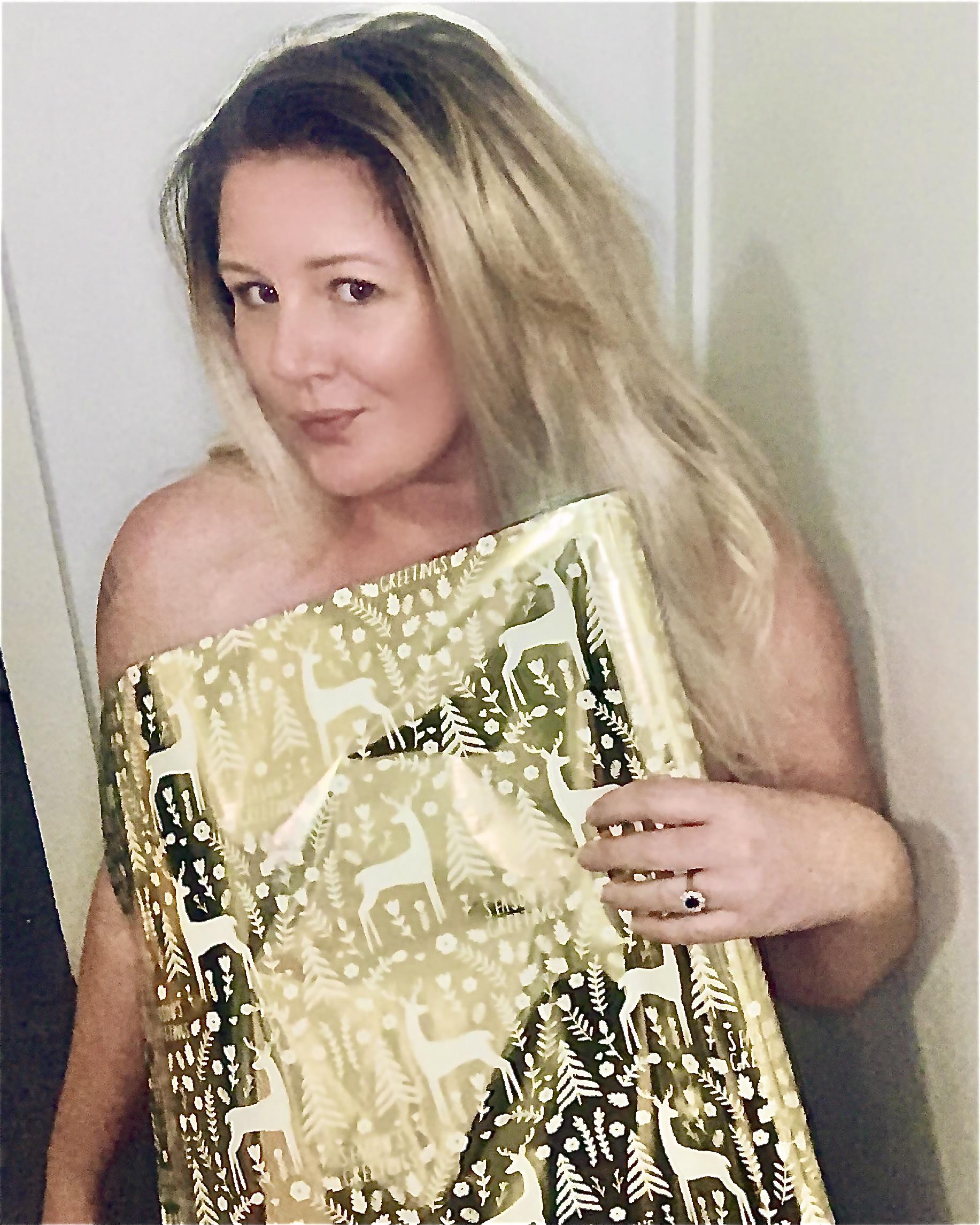 Wrapping day 😉 | Scrolller