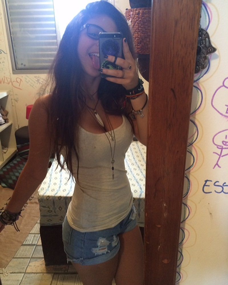 Writing on the walls (more in comments) | Scrolller