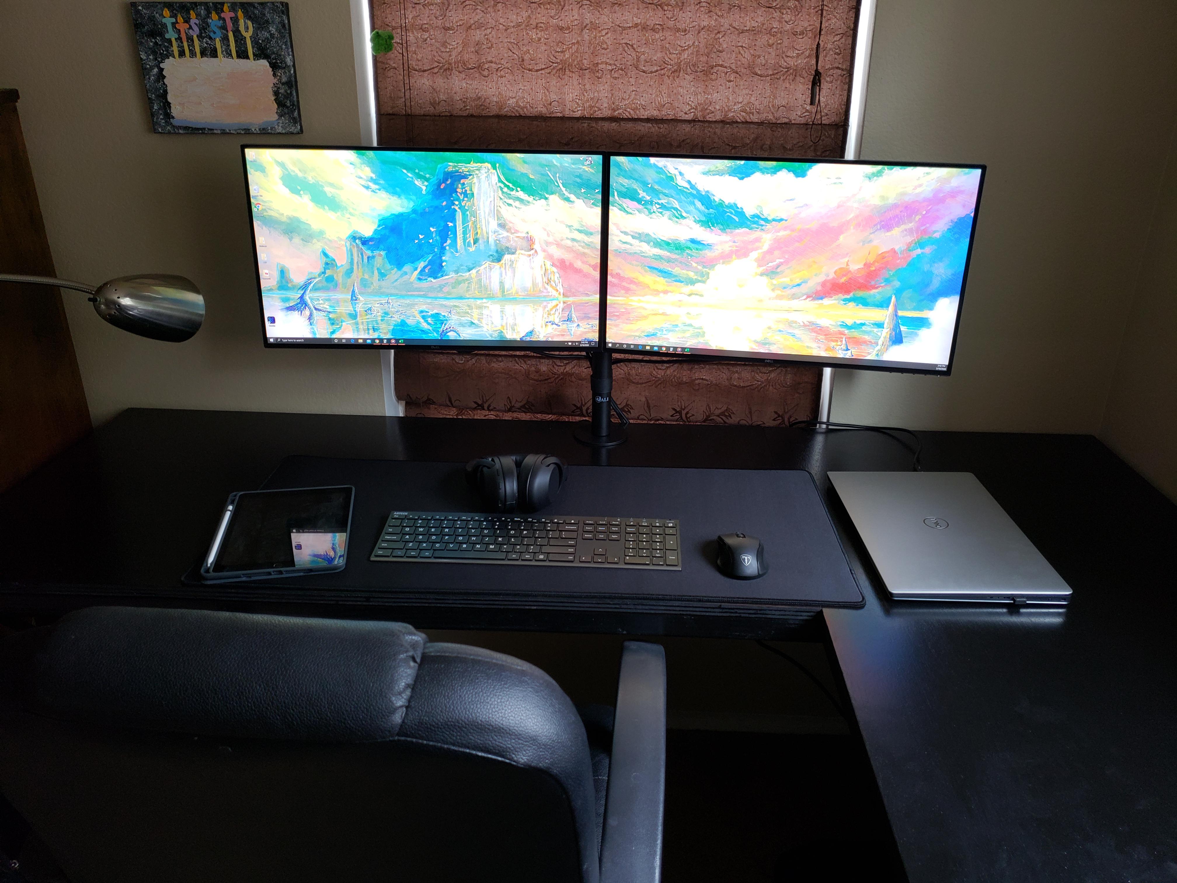 XPS 15 7590 desk setup | Scrolller