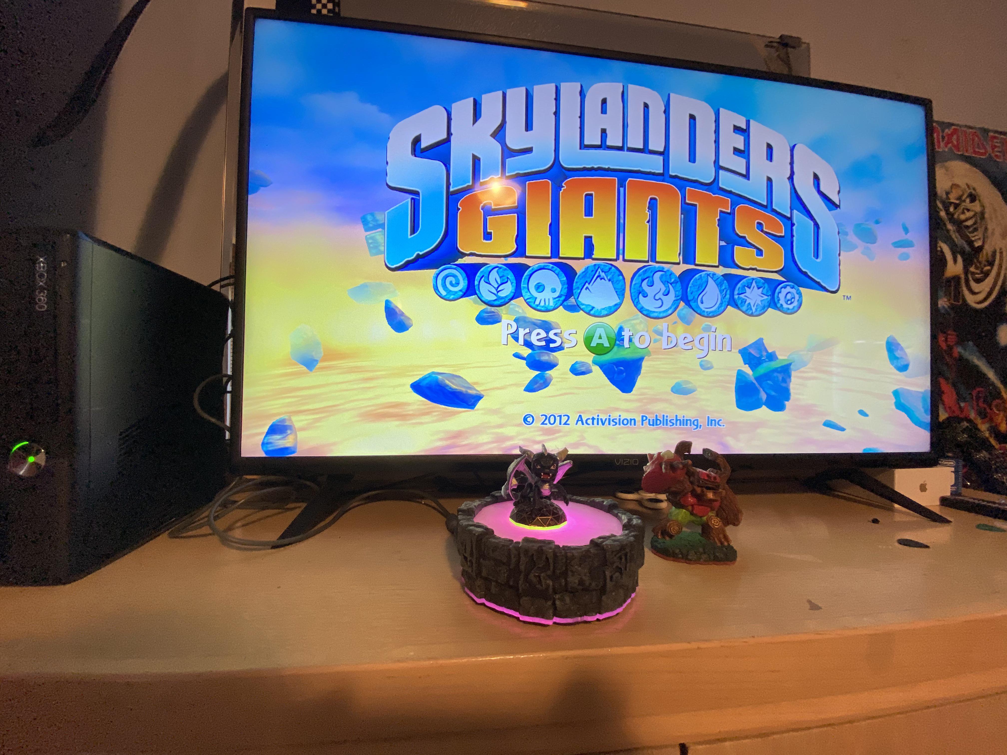 Y’all know what frickin time it is | Scrolller