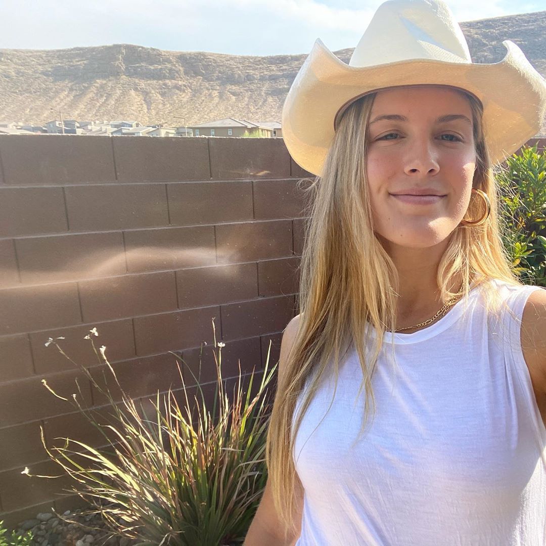 yeehaw kinda night | Scrolller