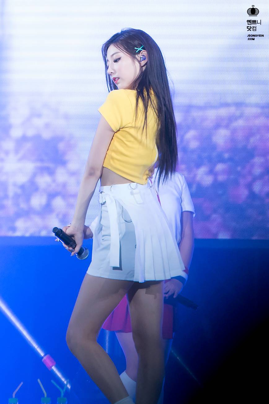 Cool Yein | Scrolller