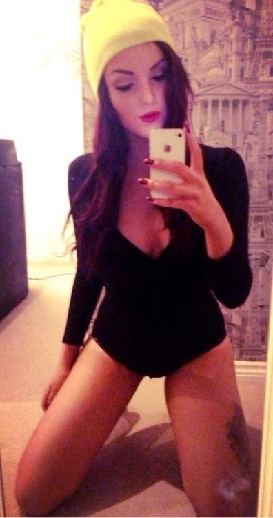 Yellow hat | Scrolller