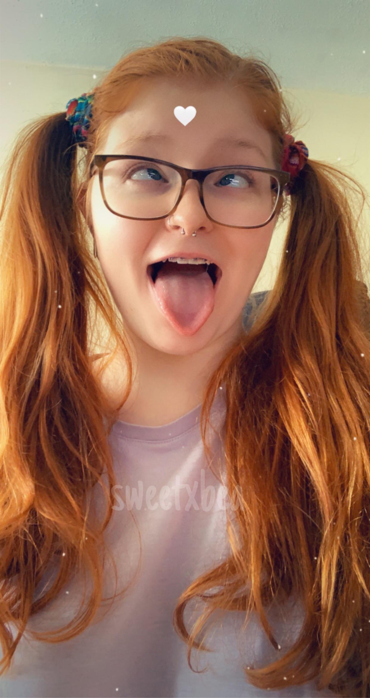 Yes please 😛 | Scrolller