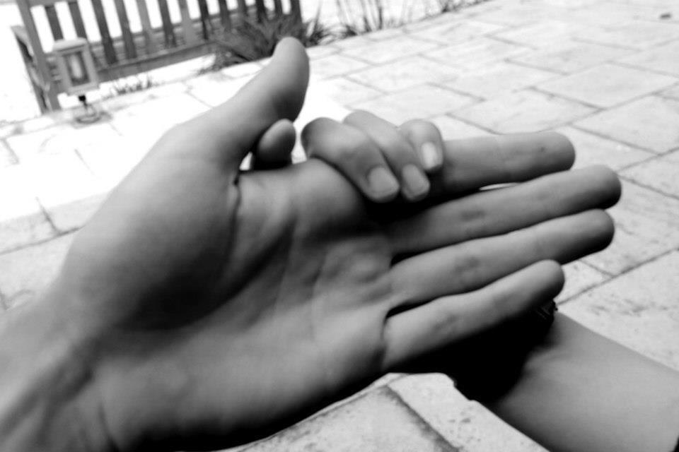 Yet another GF hand comparison | Scrolller