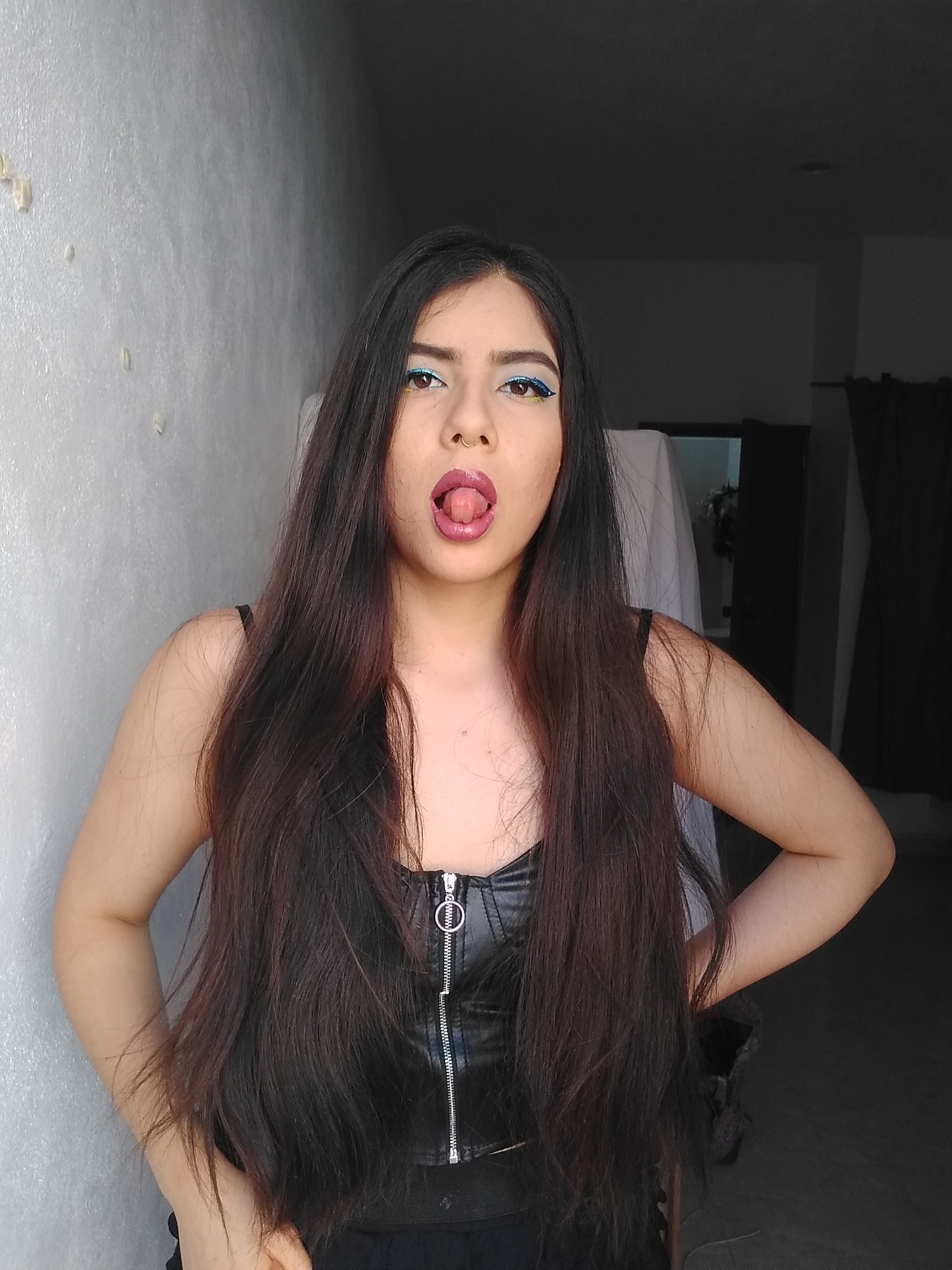 You are here to serve your Fruity Goddess and I'm here to drain your wallet | Scrolller