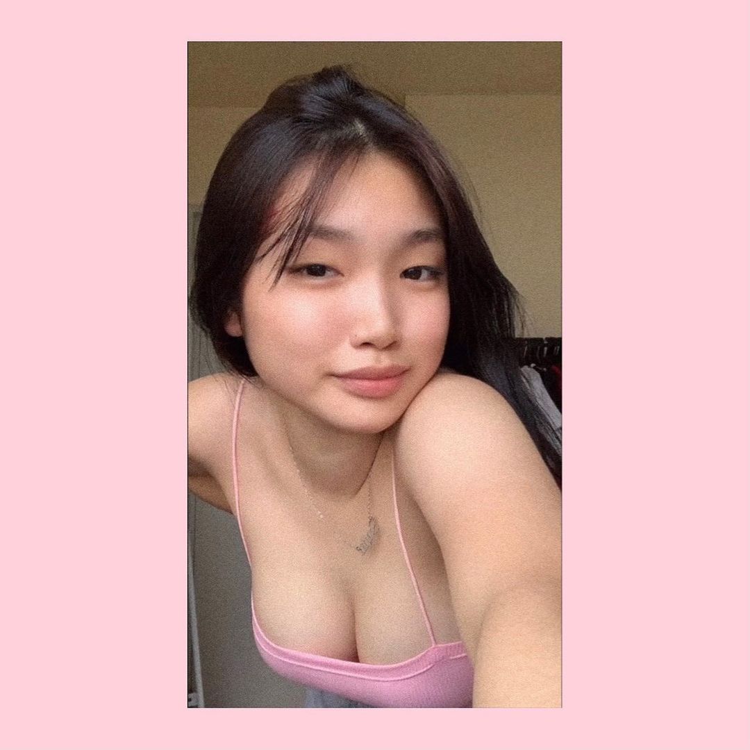 You can look into my eyes if you want. | Scrolller