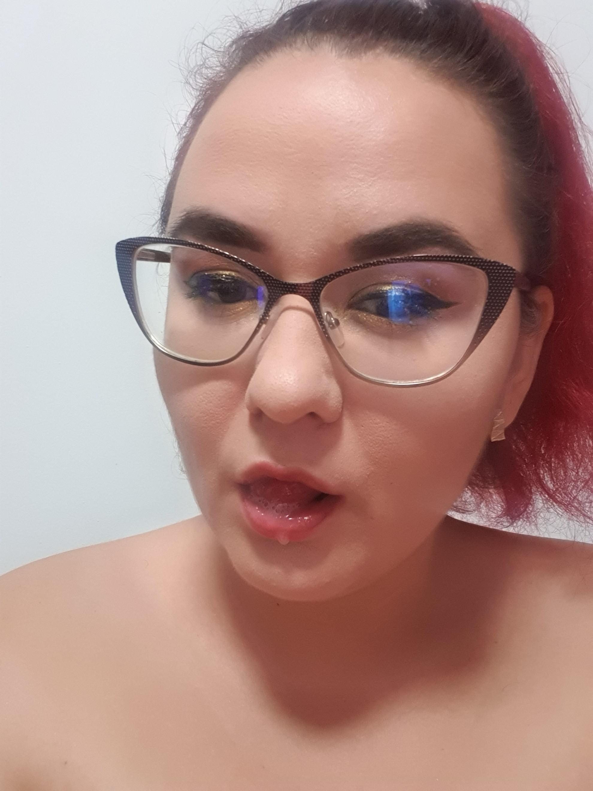 Do you miss me?! 😍😍😍 | Scrolller