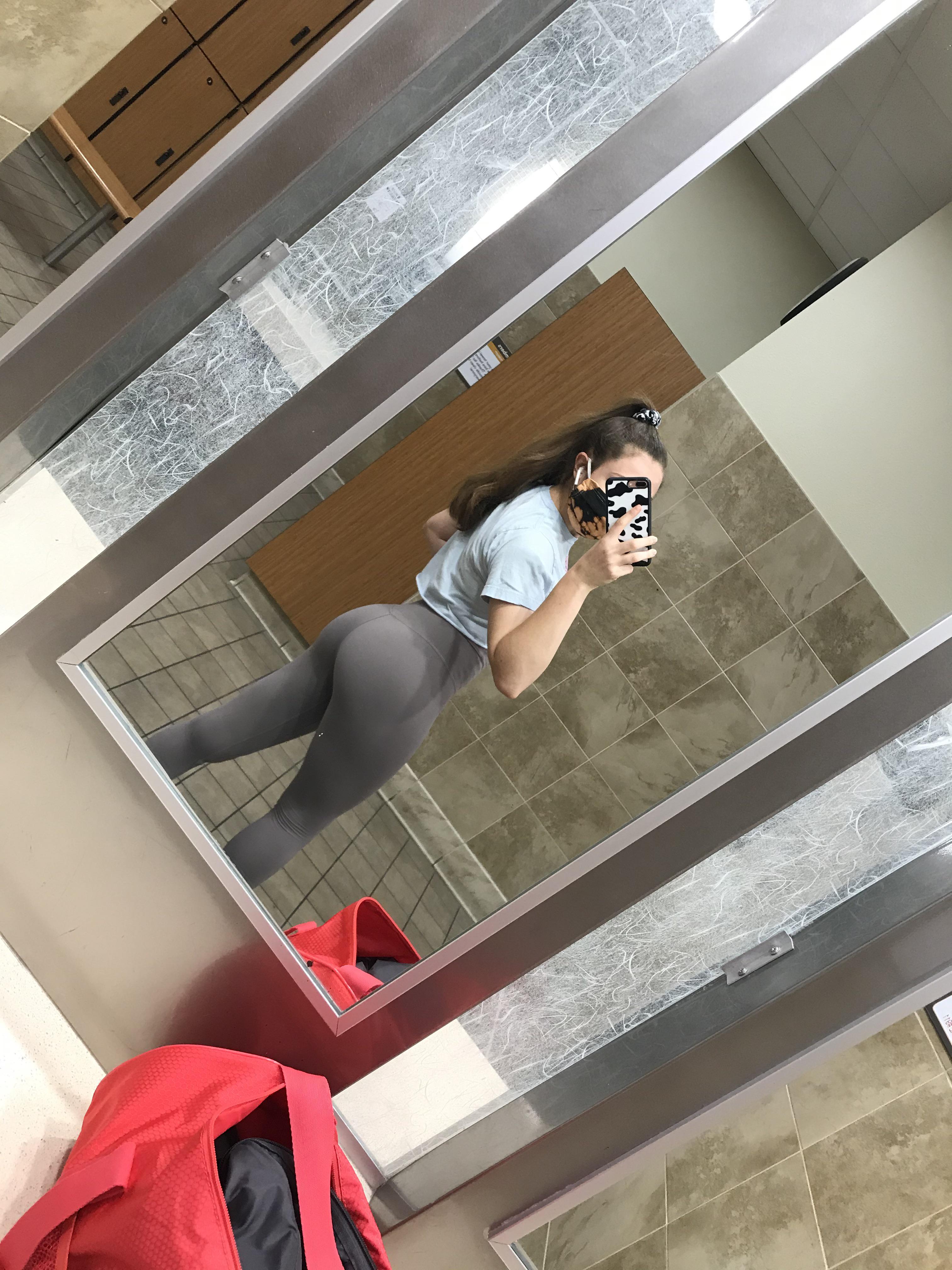 you see me squatting , what you doing ? | Scrolller