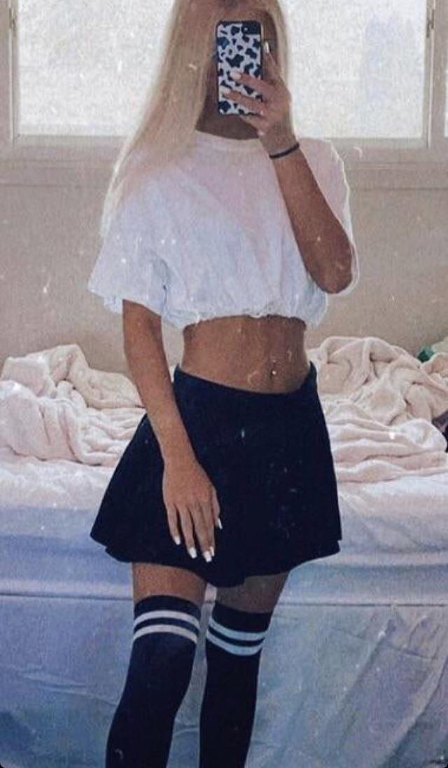 Your wish is my command xx | Scrolller