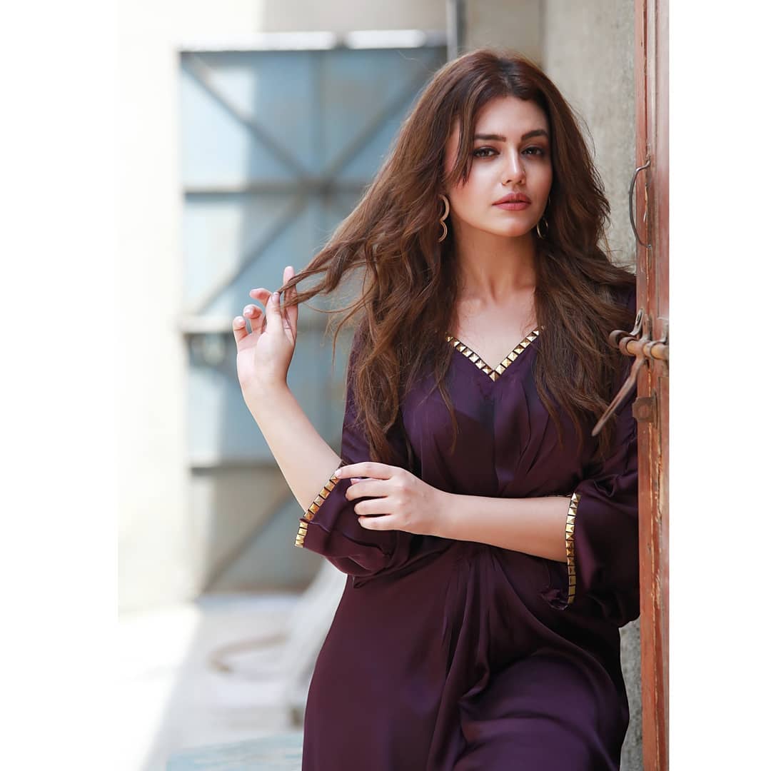 Zara Noor Abbas | Scrolller
