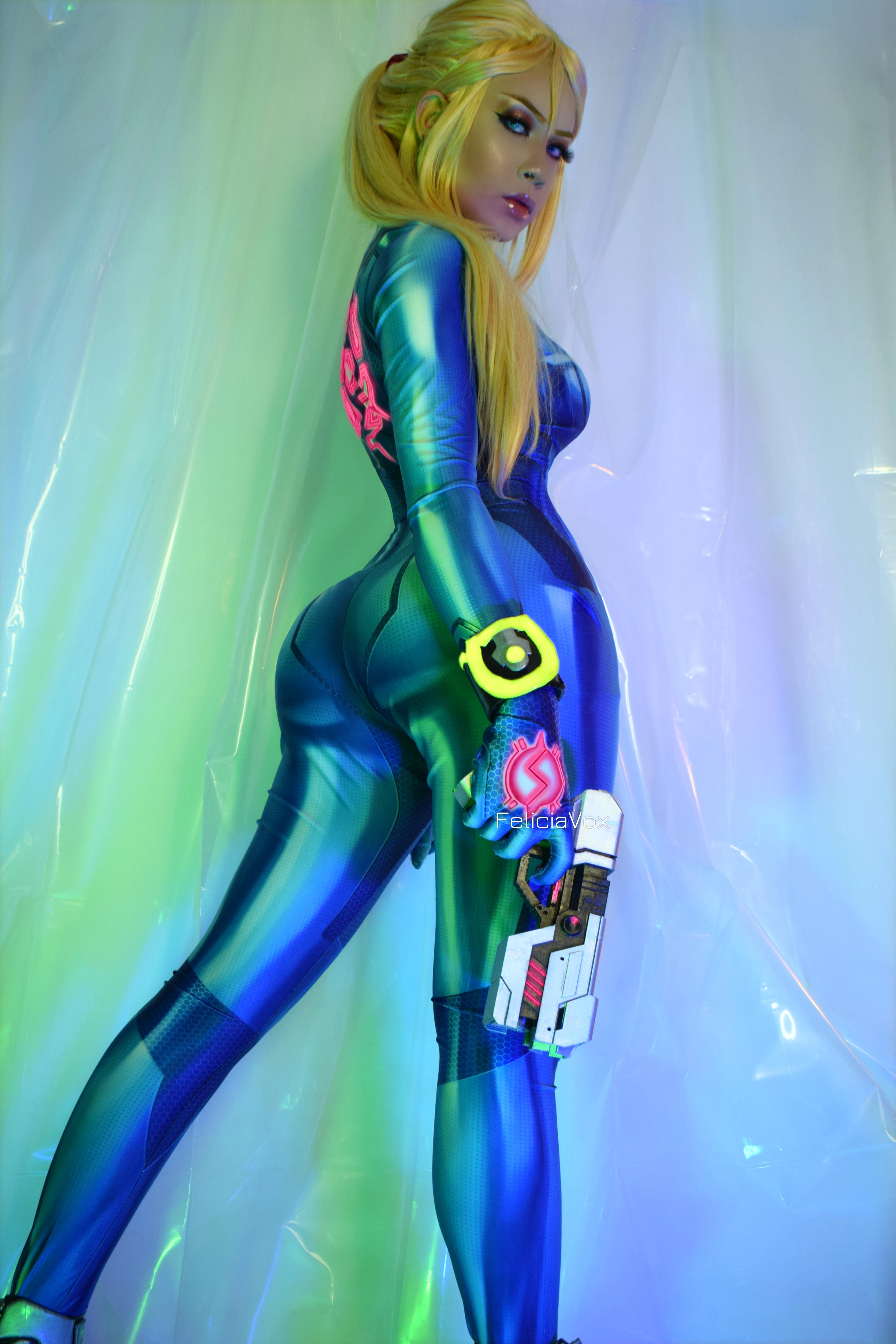 Zero Suit Samus has the perfect body for tight clothing! [OC] | Scrolller