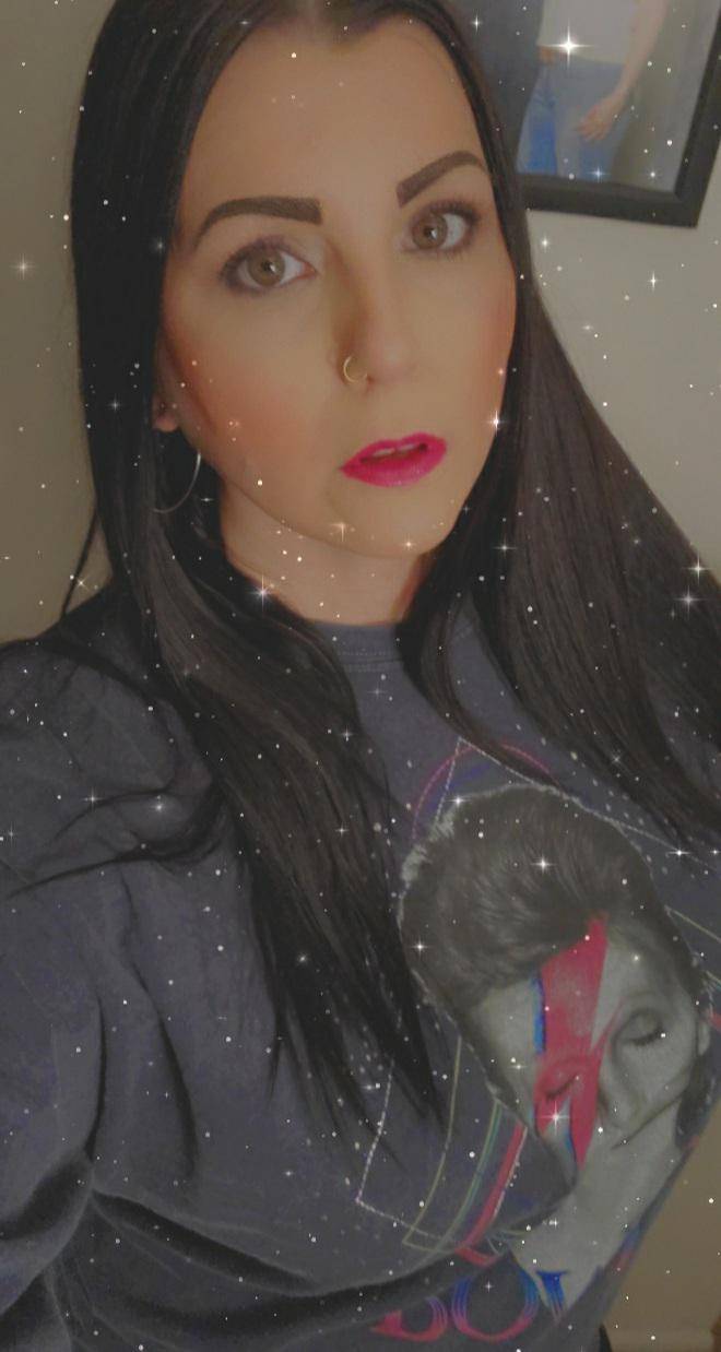 Ziggy Stardust vibes on Friday night 💜 | Scrolller