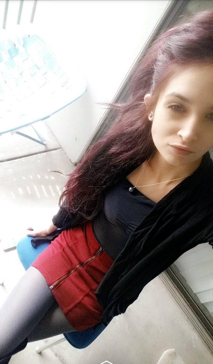 Zoey Kush | Scrolller