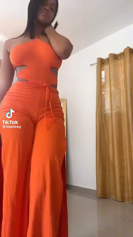 Suddenly got a taste for orange juice | Scrolller