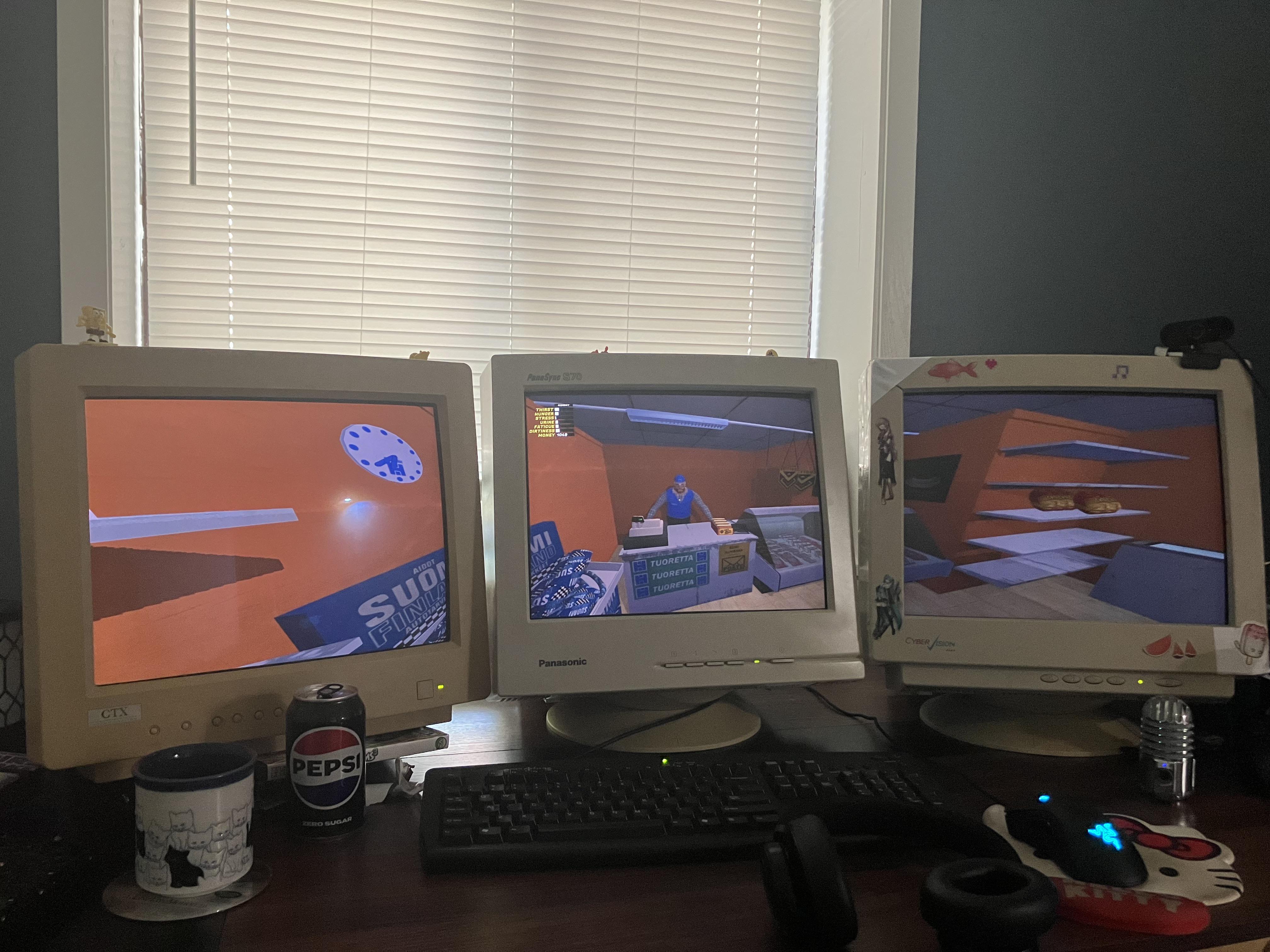 Does anyone else use amd eyefinity for multi monitor support | Scrolller