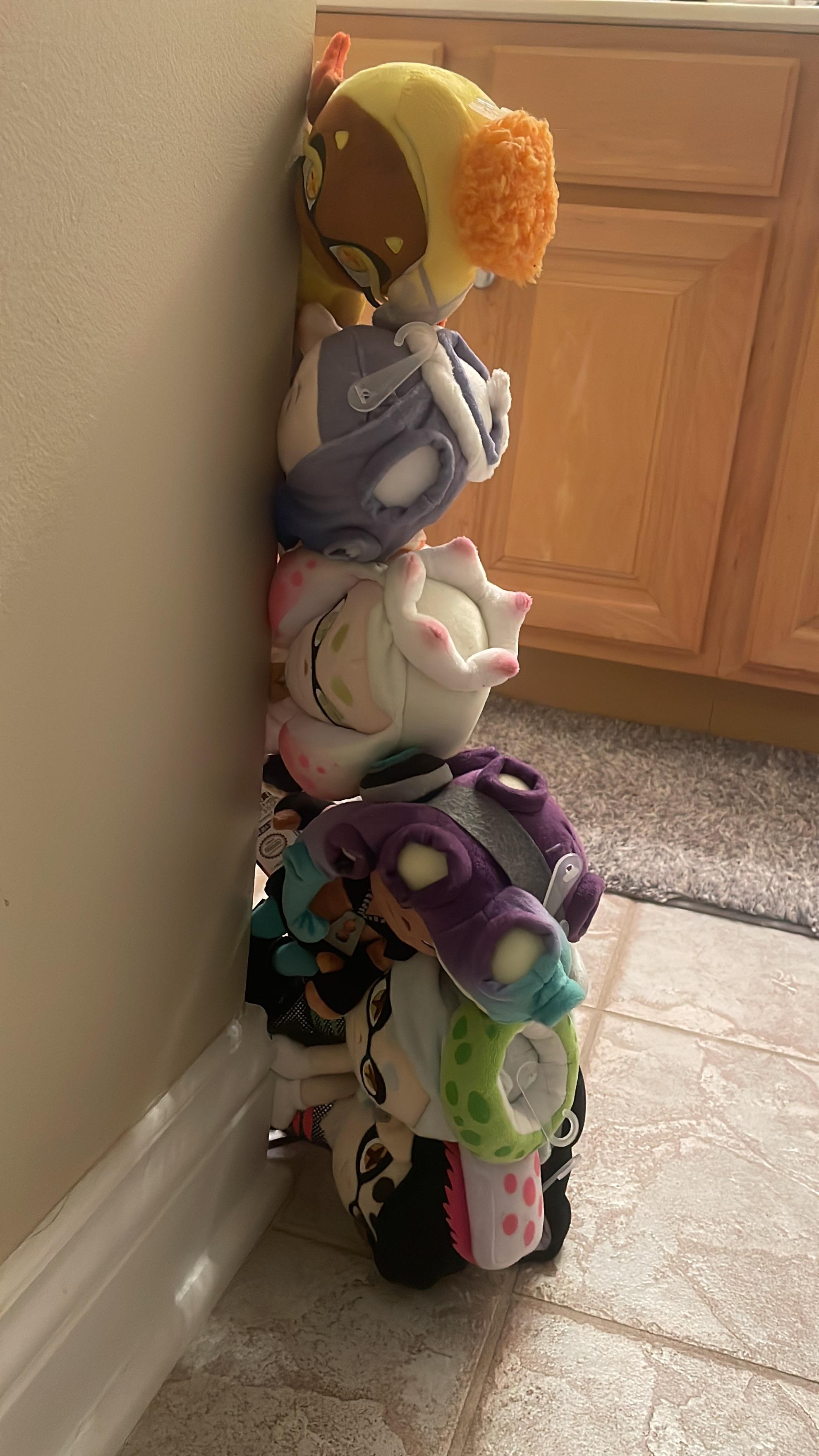 Plushie stack | Scrolller