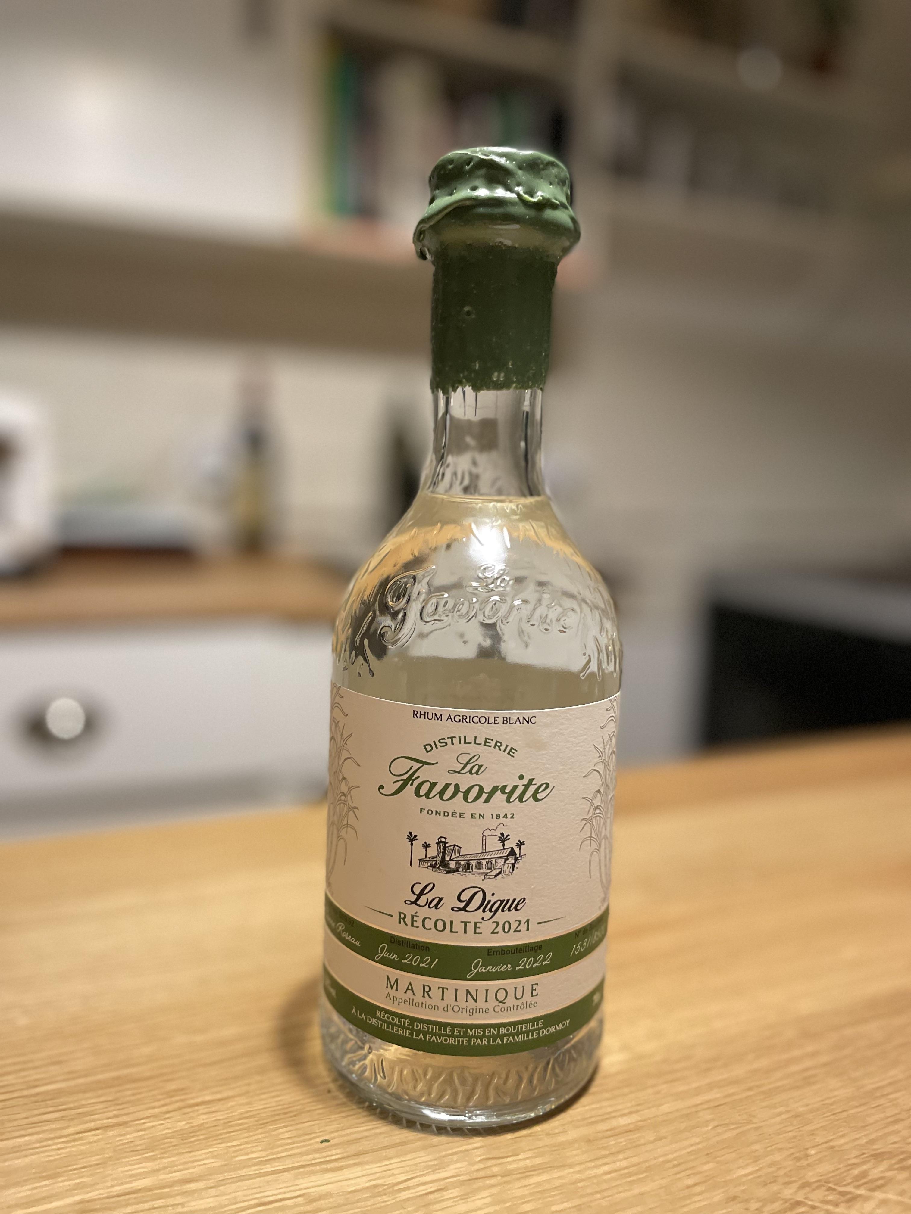 Is there a good way to open bottles like this? | Scrolller