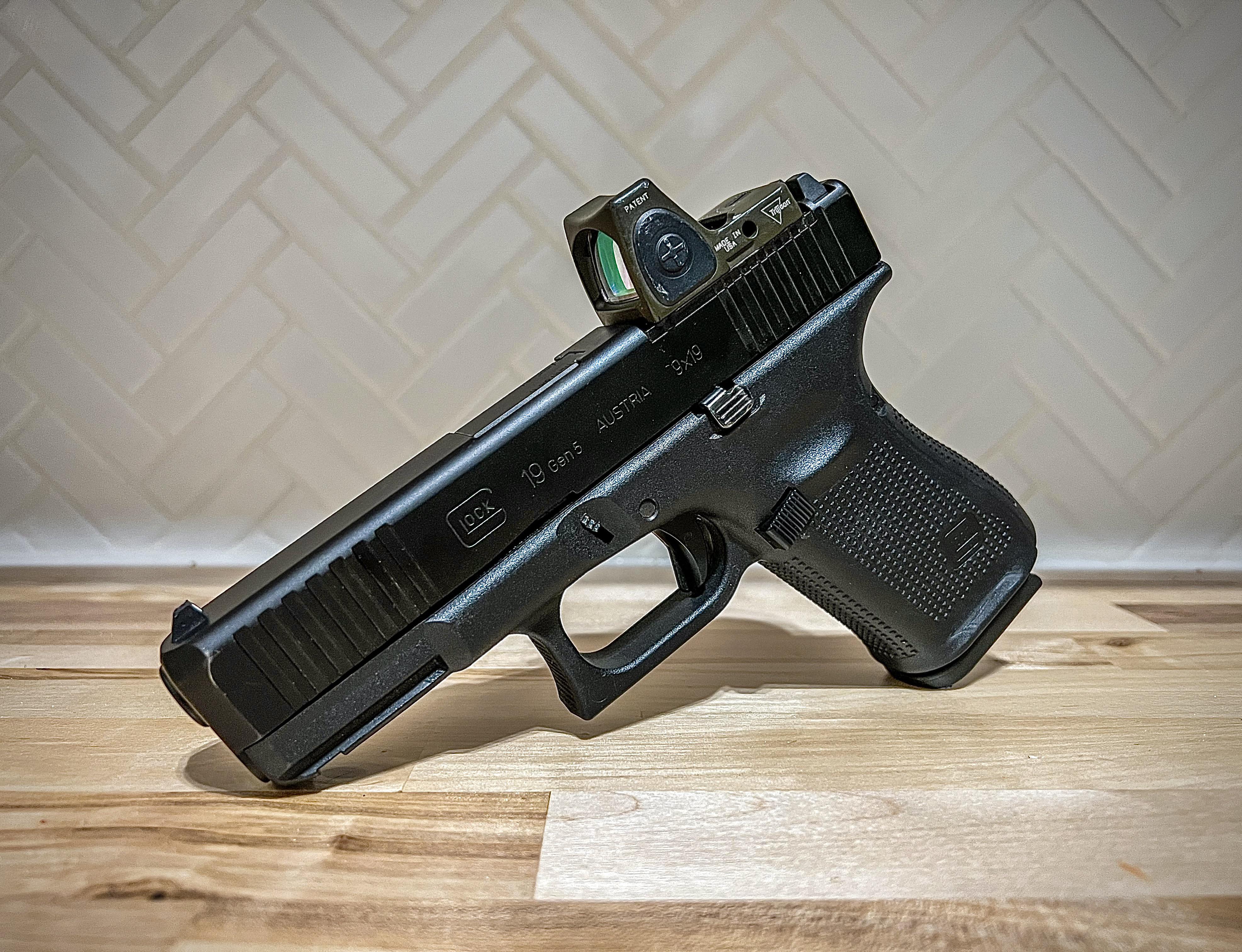 Plain, simple, effective | Scrolller