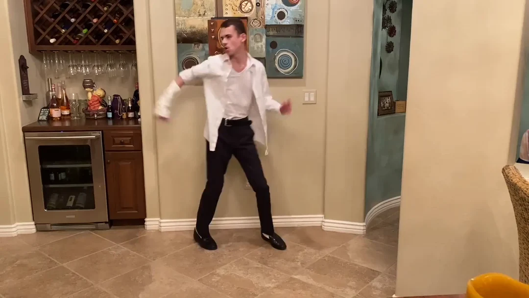 Slave to the rhythm | Scrolller