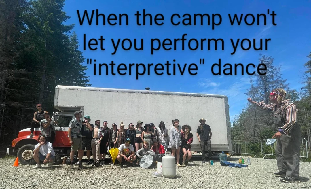 Camp fight | Scrolller