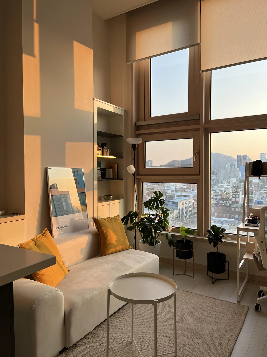 First Light 🌅 South Korean Loft Apartment | Scrolller
