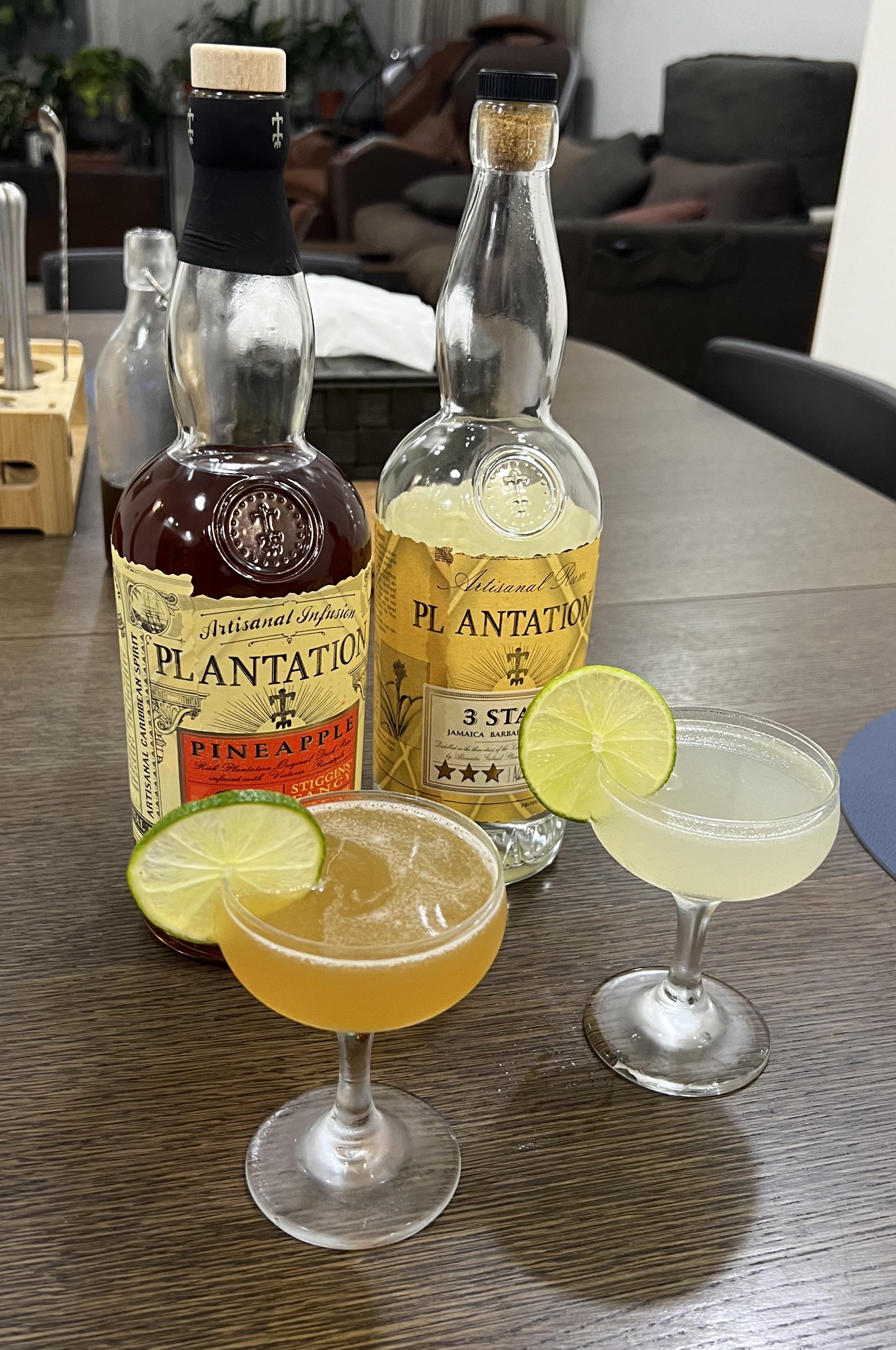 Pineapple daiquiri and regular daiquiri | Scrolller