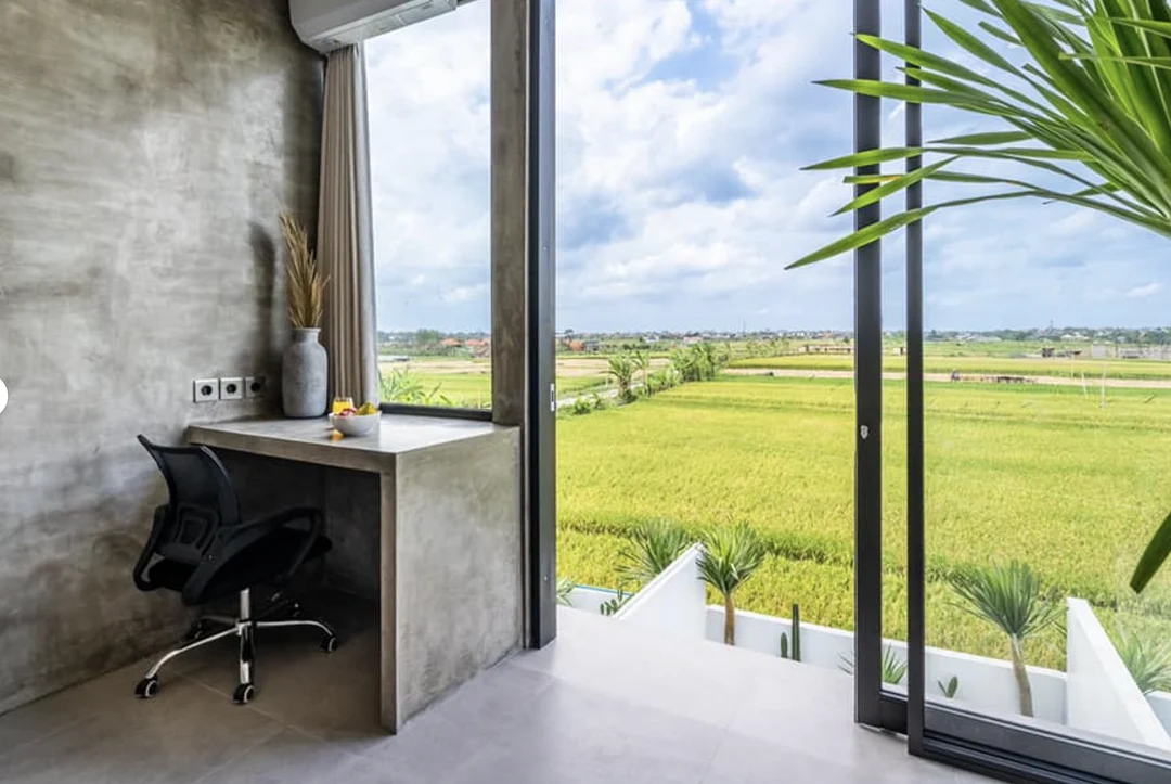 Deep Work in Bali | Scrolller