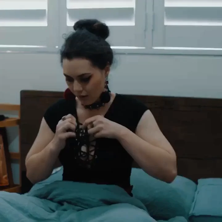 Bravo six, going dark | Scrolller