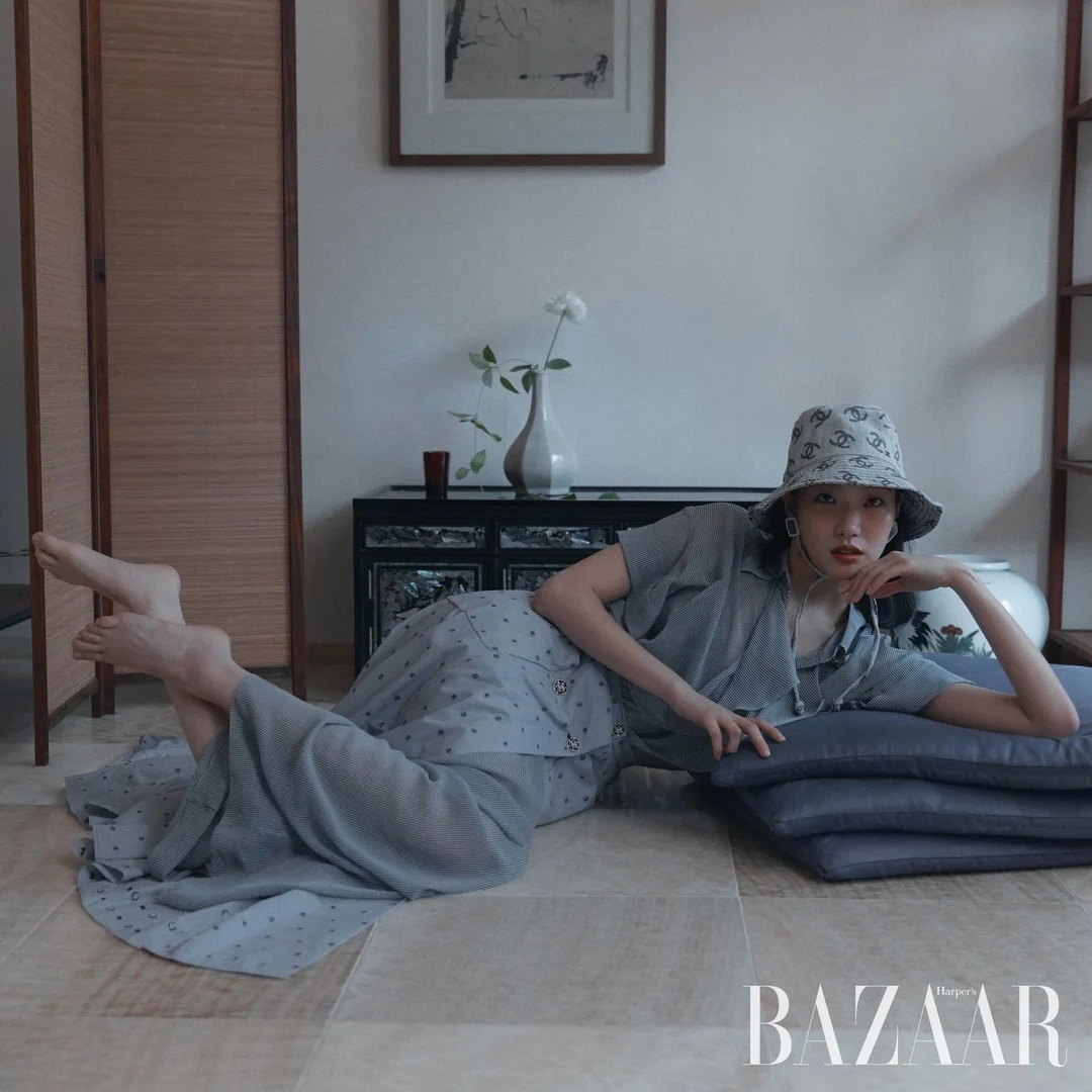 Kim Go Eun | Scrolller