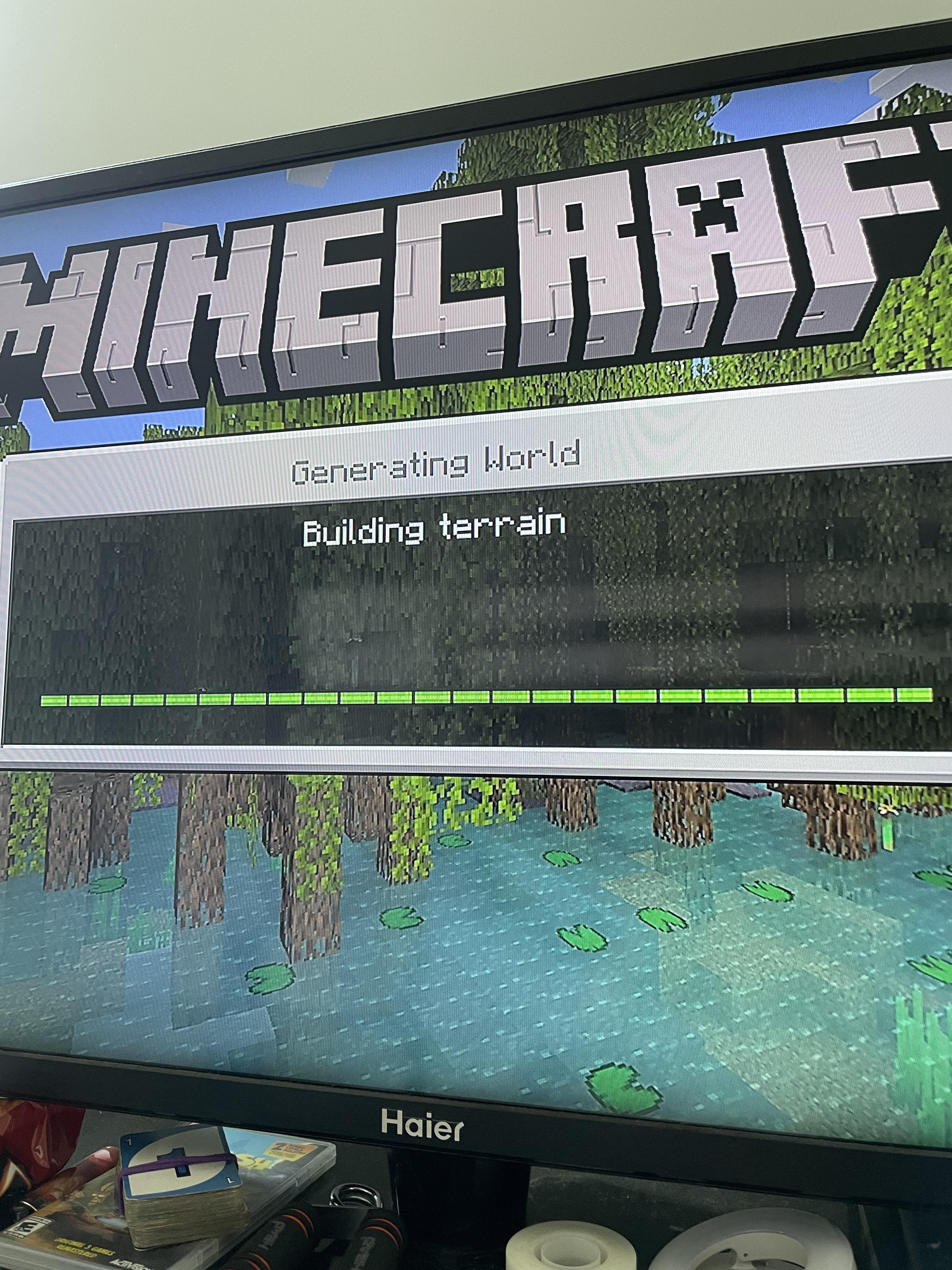 How do i fix this? My world is not loading. The world is about 200mb. I play on xbox. | Scrolller