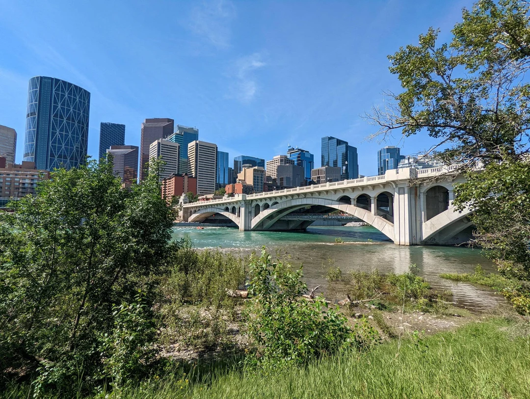 Centre Street Bridge, Calgary AB [OC] | Scrolller