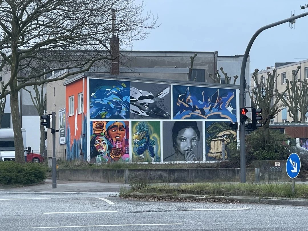 Beautiful Wall of Graffiti in Hamburg, Germany | Scrolller
